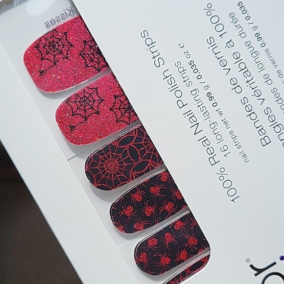 Color Street | Makeup | Color Street Retrired Bugs N Kisses Brand New ...